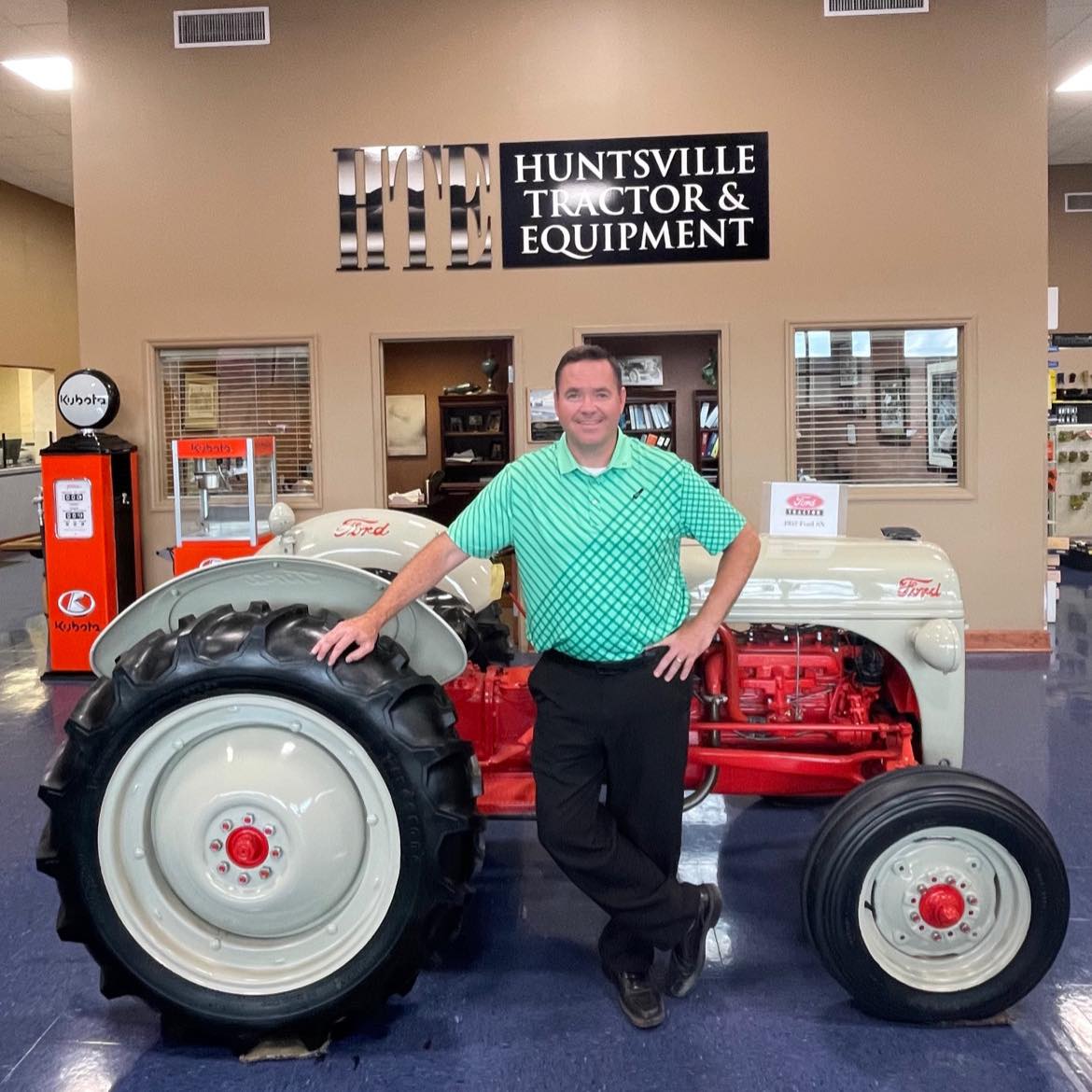 The Turf Tamer – Tips and Tricks for Perfect Turf